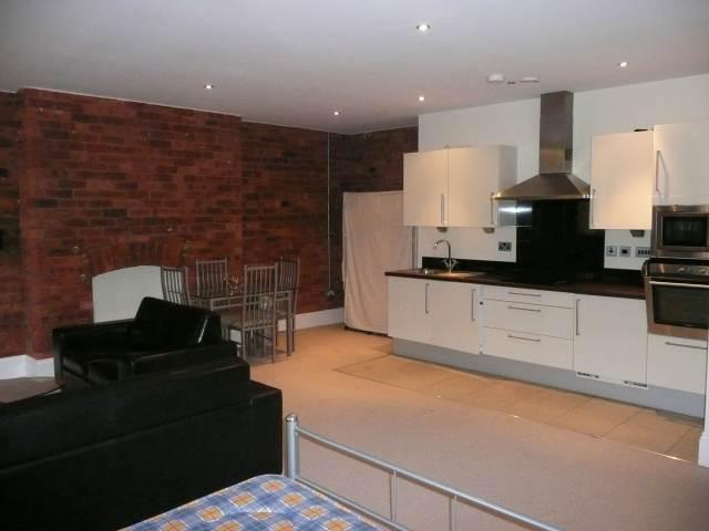 1 bed studio flat to rent in Albion House, Hick Street, BD1