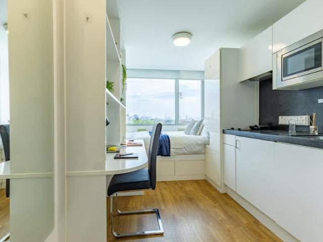 1 bed studio flat to rent in Chelsea Lightfoot Hall, Manresa Road, London