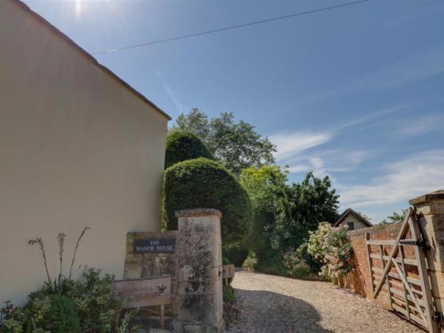 1 BED Studio flat To rent