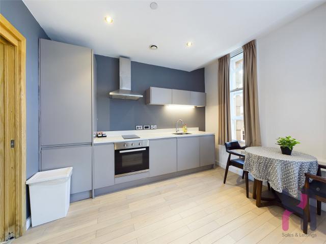 1 bed studio to let in Liverpool