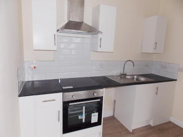 1 bed studio to rent Cotmanhay Road, DE7