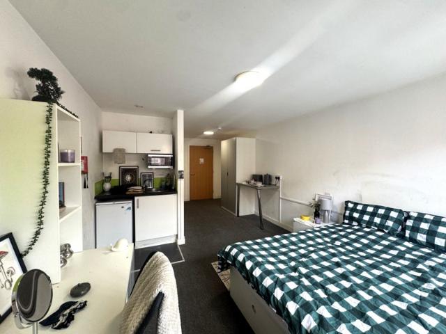 1 Bed STUDENT Studio Tudor Studios,LE3 5HU