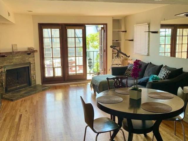 1 Bed/Full Bath Available in Mission Valley!