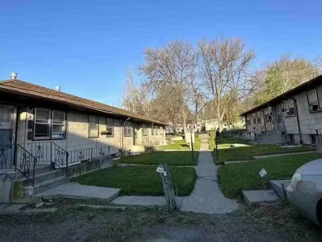 1 Bedroom/1 Bath Daylight Basement Apartment 1603 Virginia Ln.