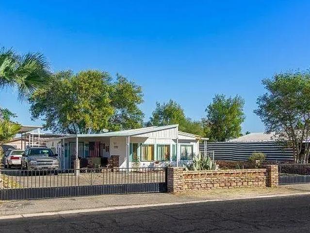 1 BEDROOM 1 BATH FURNISHED