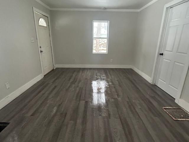 1 bedroom 1 bath House