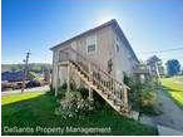 1 Bedroom 1 Bath In Muse PA 15350