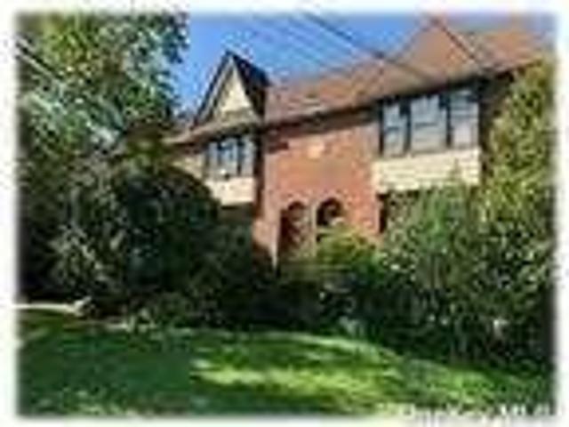 1 Bedroom 1 Bath In Mineola NY 11501
