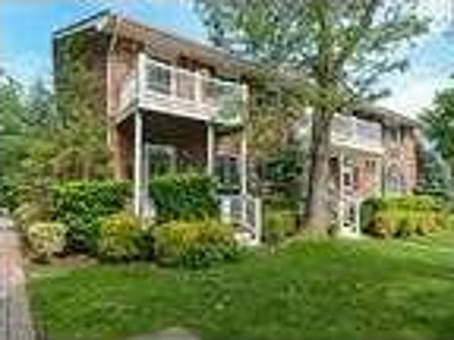 1 Bedroom 1 Bath In Bohemia NY 11716