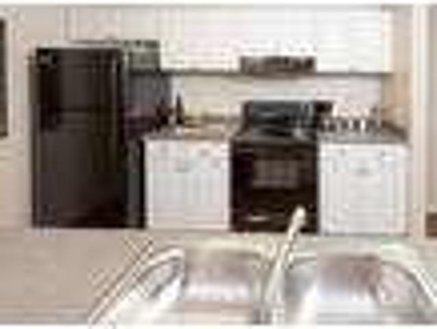 1 Bedroom 1 Bath In Bradenton FL 34210