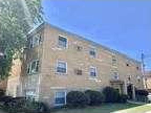 1 Bedroom 1 Bath In Chicago IL 60638
