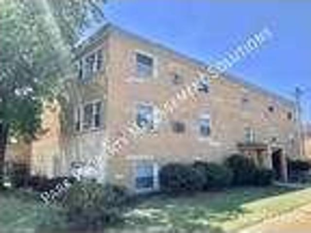 1 Bedroom 1 Bath In Chicago IL 60638