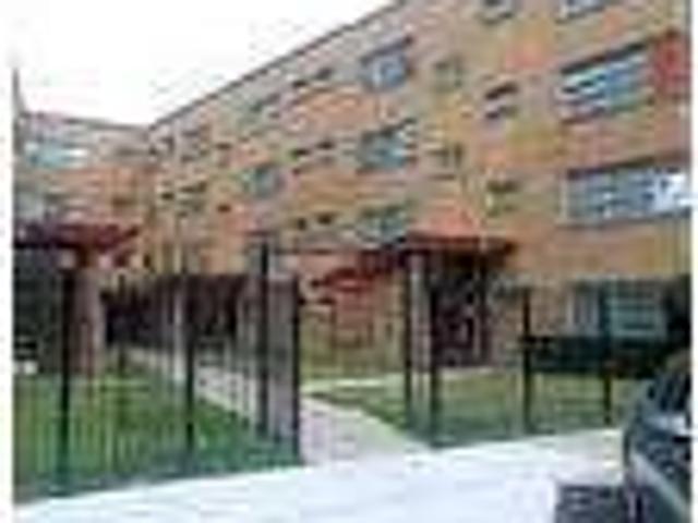 1 Bedroom 1 Bath In Chicago IL 60643