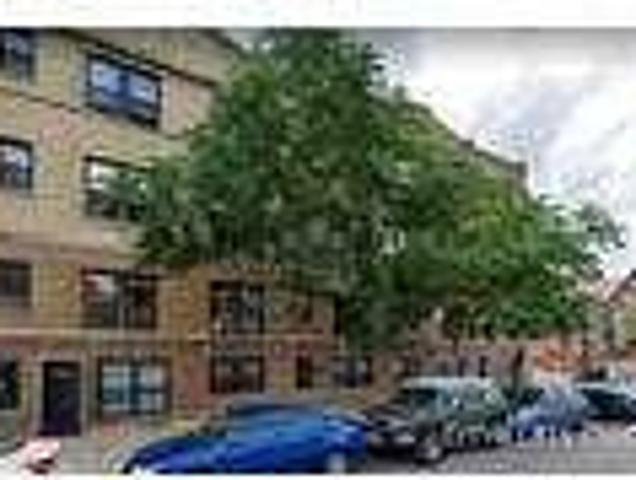 1 Bedroom 1 Bath In Chicago IL 60657