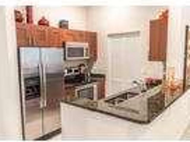 1 Bedroom 1 Bath In Doral FL 33166