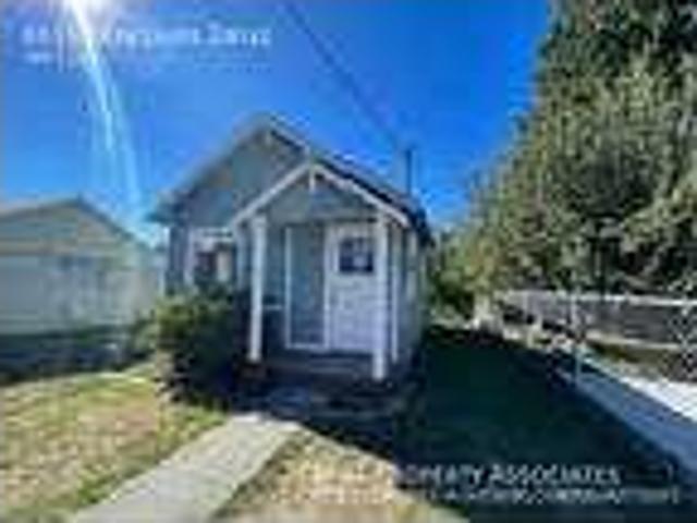 1 Bedroom 1 Bath In Everett WA 98203