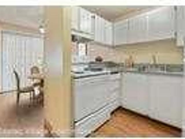 1 Bedroom 1 Bath In FEDERAL WAY WA 98003