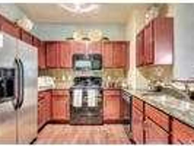 1 Bedroom 1 Bath In Fort Worth TX 76102