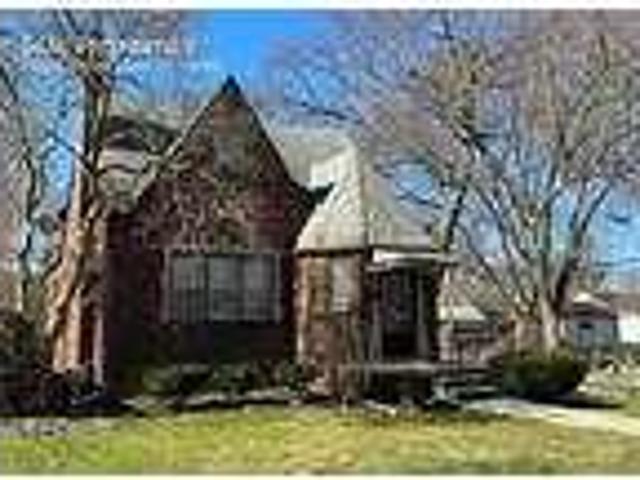 1 Bedroom 1 Bath In Harper Woods MI 48225