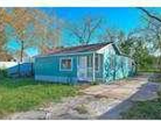 1 Bedroom 1 Bath In Houston TX 77076