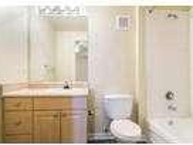 1 Bedroom 1 Bath In Jacksonville FL 32244