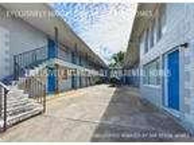 1 Bedroom 1 Bath In Jacksonville FL 32211