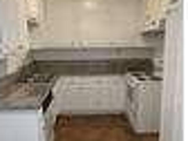 1 Bedroom 1 Bath In Lake Balboa CA 91406