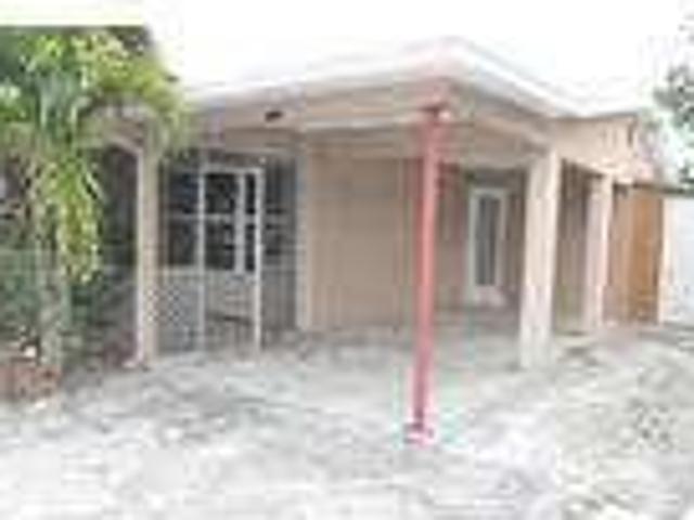 1 Bedroom 1 Bath In Lake Worth FL 33461