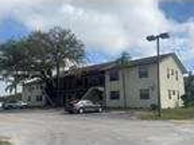 1 Bedroom 1 Bath In Lake Worth FL 33461