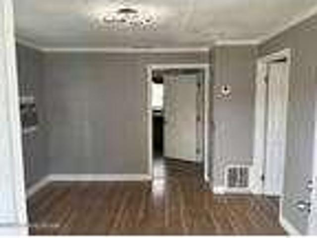 1 Bedroom 1 Bath In Louisville KY 40216