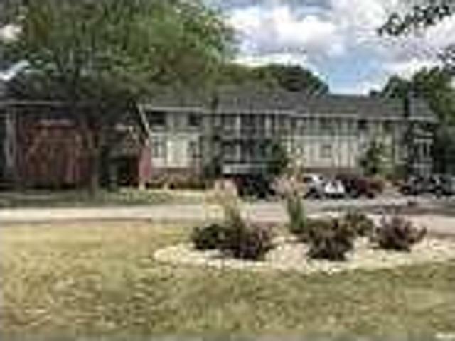 1 Bedroom 1 Bath In Peoria IL 61525