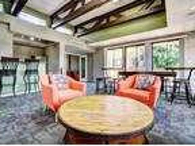 1 Bedroom 1 Bath In Phoenix AZ 85053