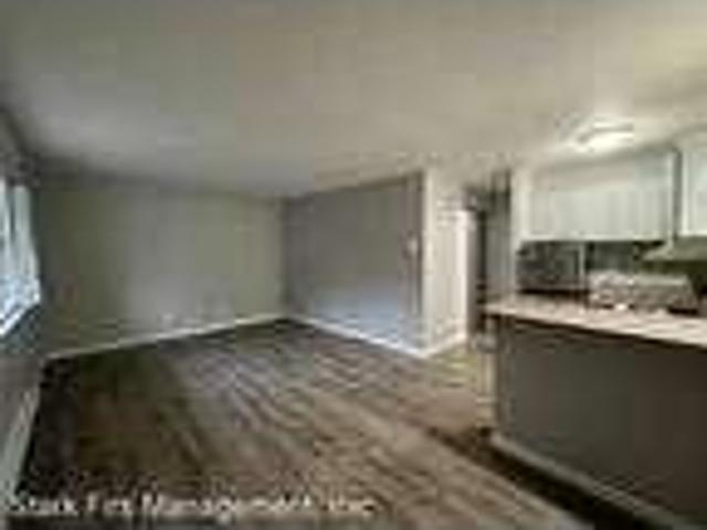 1 Bedroom 1 Bath In Portand OR 97233