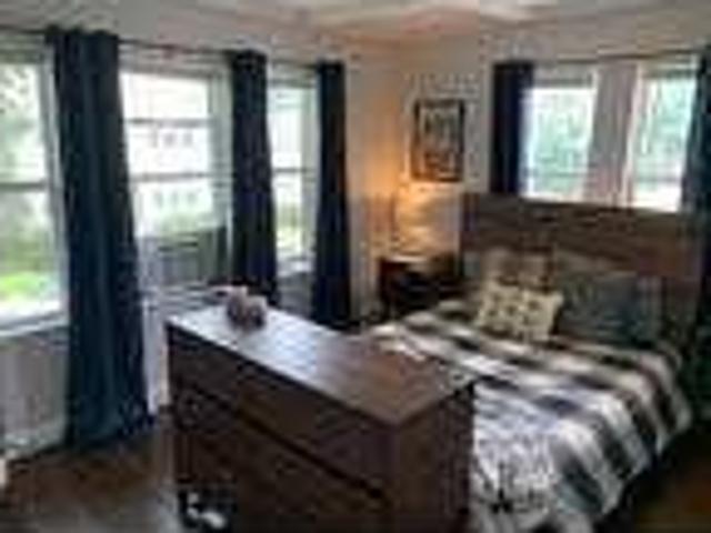 1 Bedroom 1 Bath In Quincy MA 02170
