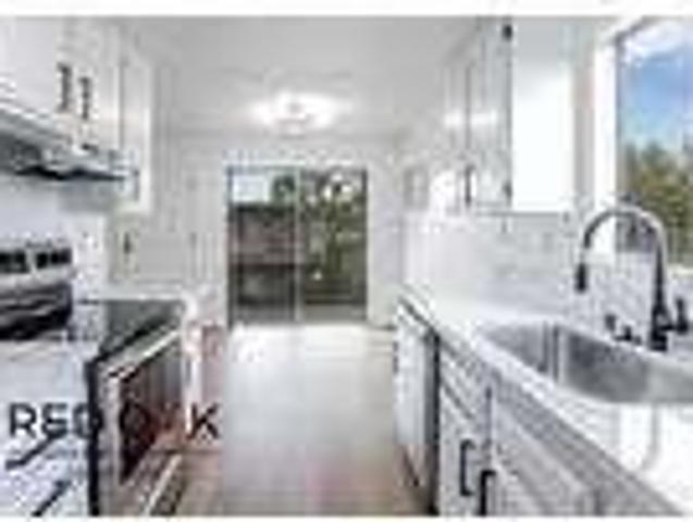 1 Bedroom 1 Bath In Riverside CA 92505
