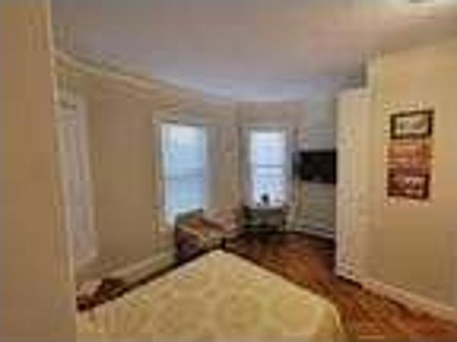 1 Bedroom 1 Bath In Roslindale MA 02131