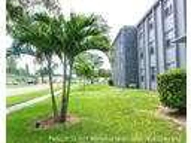 1 Bedroom 1 Bath In St. Petersburg FL 33711