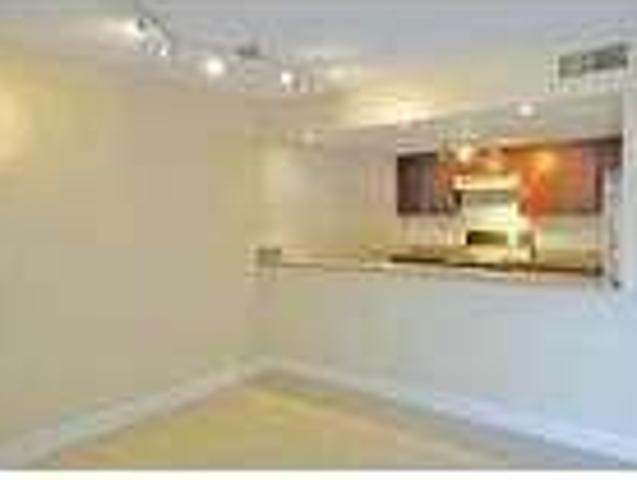1 Bedroom 1 Bath In St Petersburg FL 33712