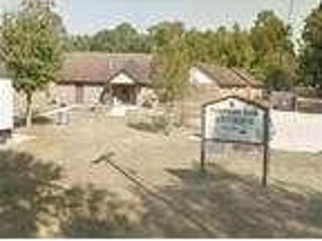 1 Bedroom 1 Bath In Timpson Texas 75975