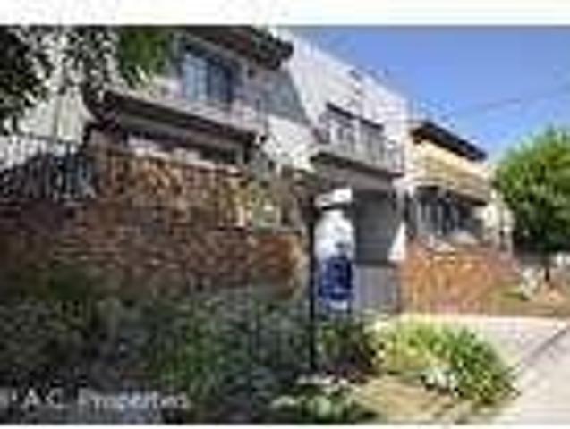 1 Bedroom 1 Bath In Valley Village CA 91607