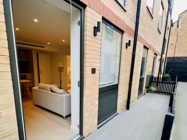 1 Bedroom 1 Bathroom