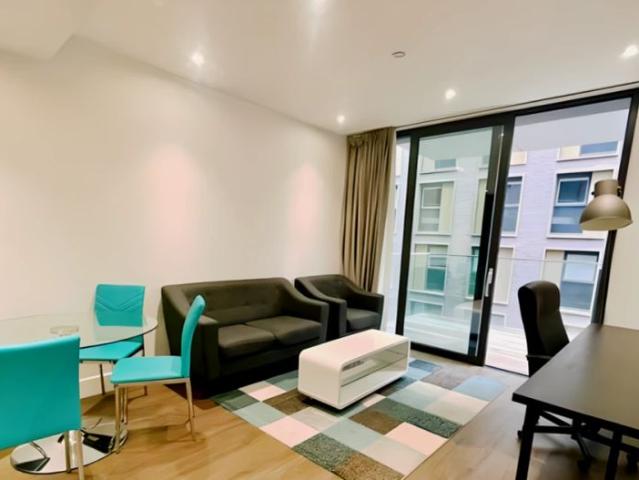 1 Bedroom 1 Bathroom