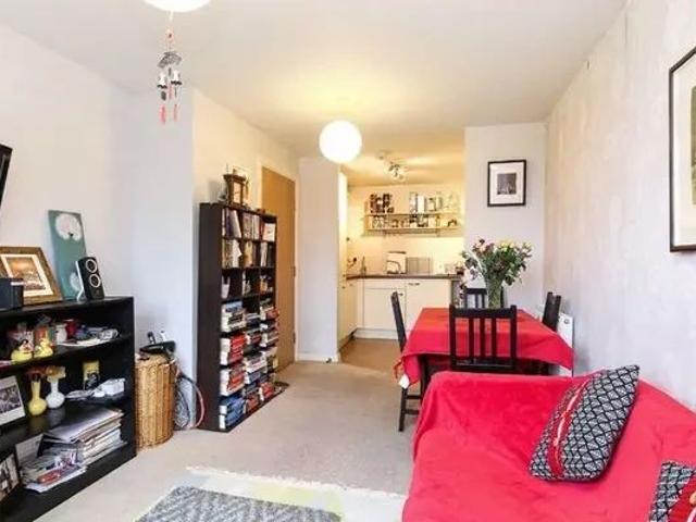1 Bedroom 1 Bathroom