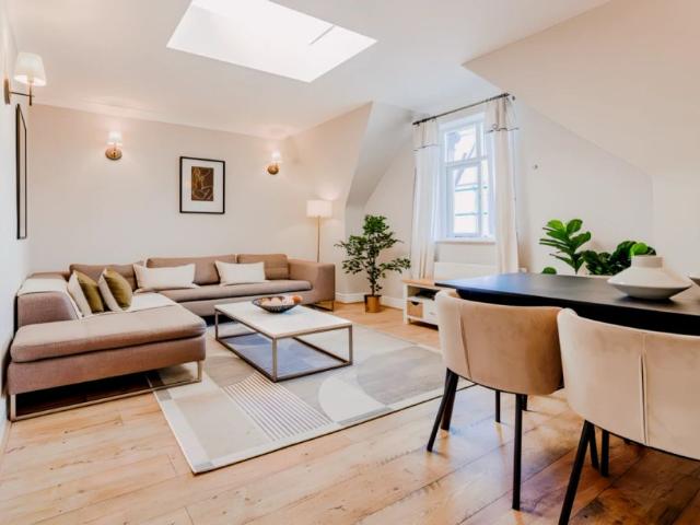 1 Bedroom 1 Bathroom
