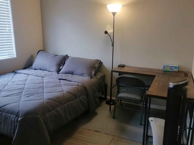 1 Bedroom & 1 Bathroom