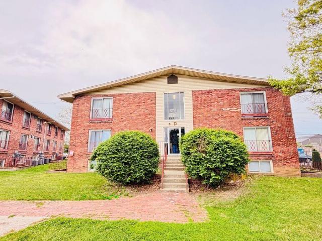 1 Bedroom, 1 Bathroom with convenient access to New Circle, I 75 and the heart of Lexington!