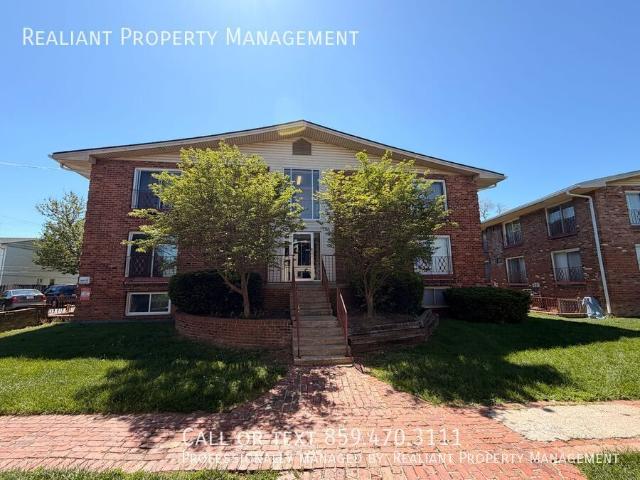 1st Floor 1 Bedroom, 1 Bathroom close to public transportation in the Heart of Lexington! Section 8 Approved! Application Fee Refunded after move in!