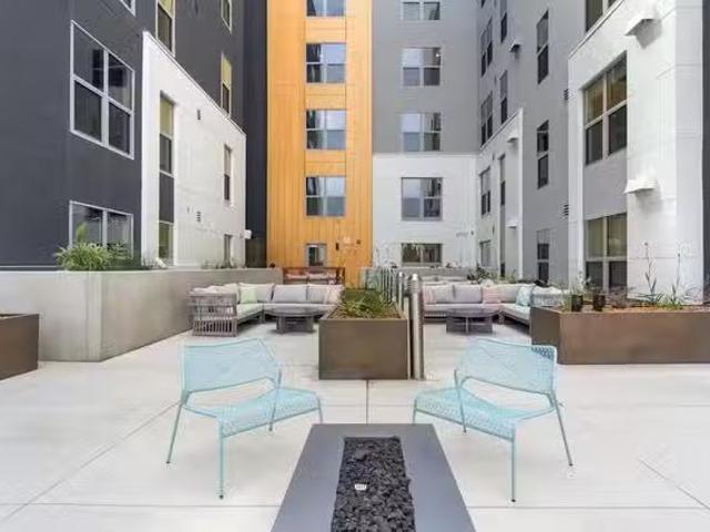1 Bedroom 1 Bathroom Aerial 16