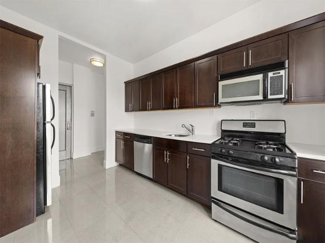 1 Bedroom 1 Bathroom Apartment For Rent