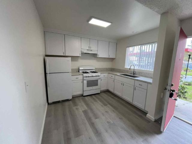 1 Bedroom 1 Bathroom Downstairs_El Cajon